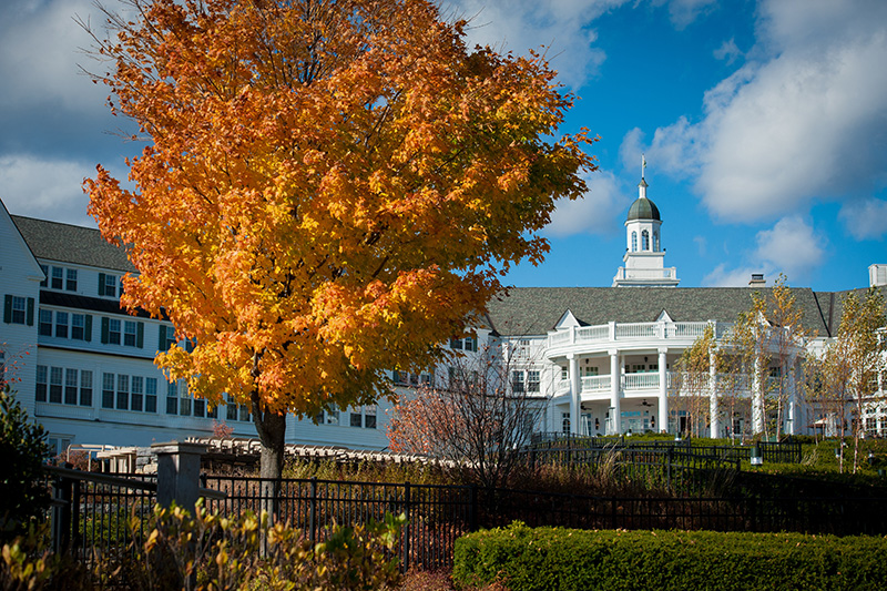 The Fall Group Getaway Guide to Lake George - Opal Collection